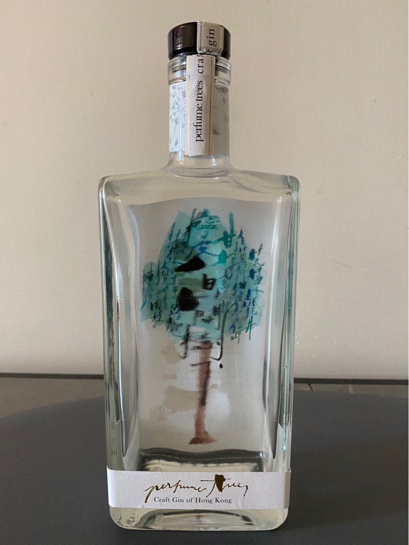 Perfume Trees Craft GIN of Hong Kong Glass Bottle, 嘢食 & 嘢飲, 酒精飲料 ...