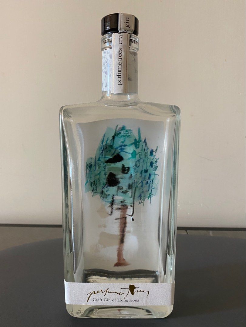 Perfume Trees Craft GIN of Hong Kong Glass Bottle, 嘢食 & 嘢飲, 酒精飲料 ...