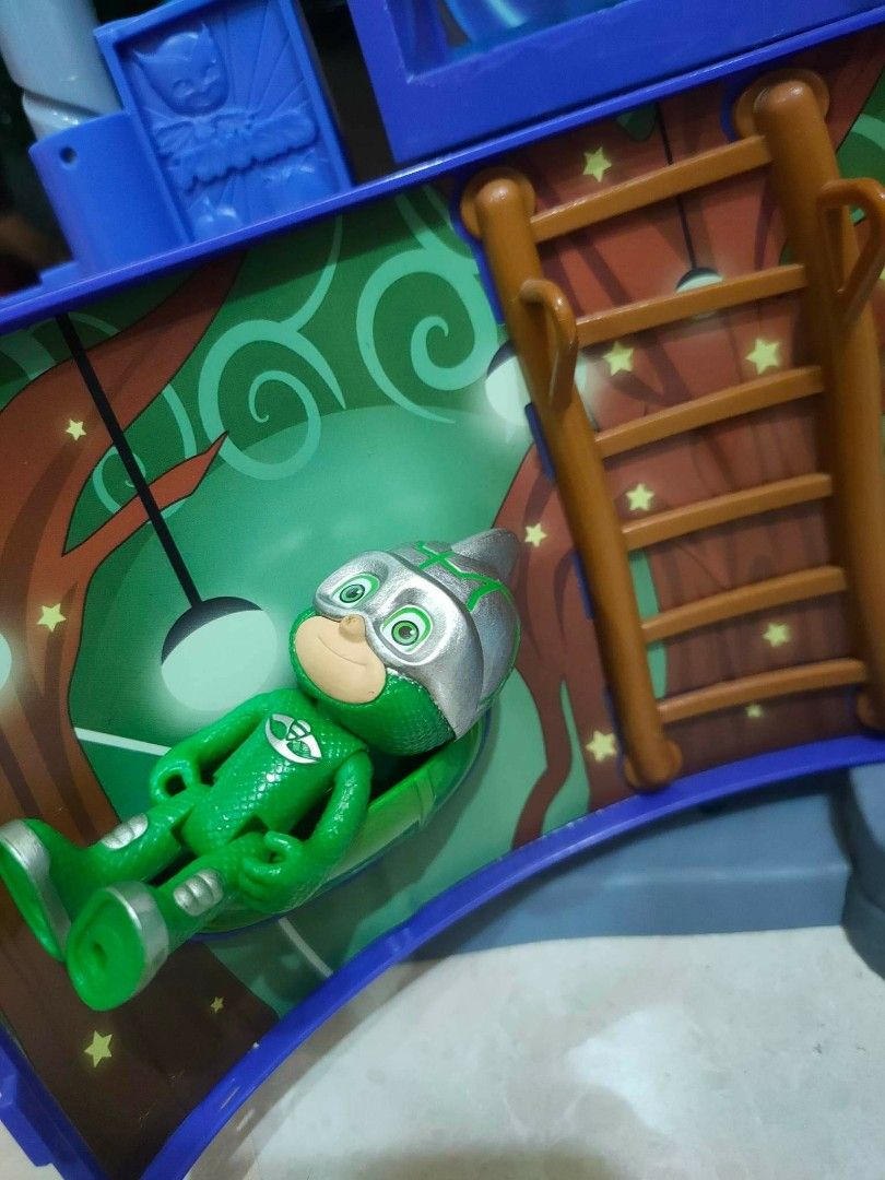 Pj Mask tower, Hobbies & Toys, Toys & Games on Carousell