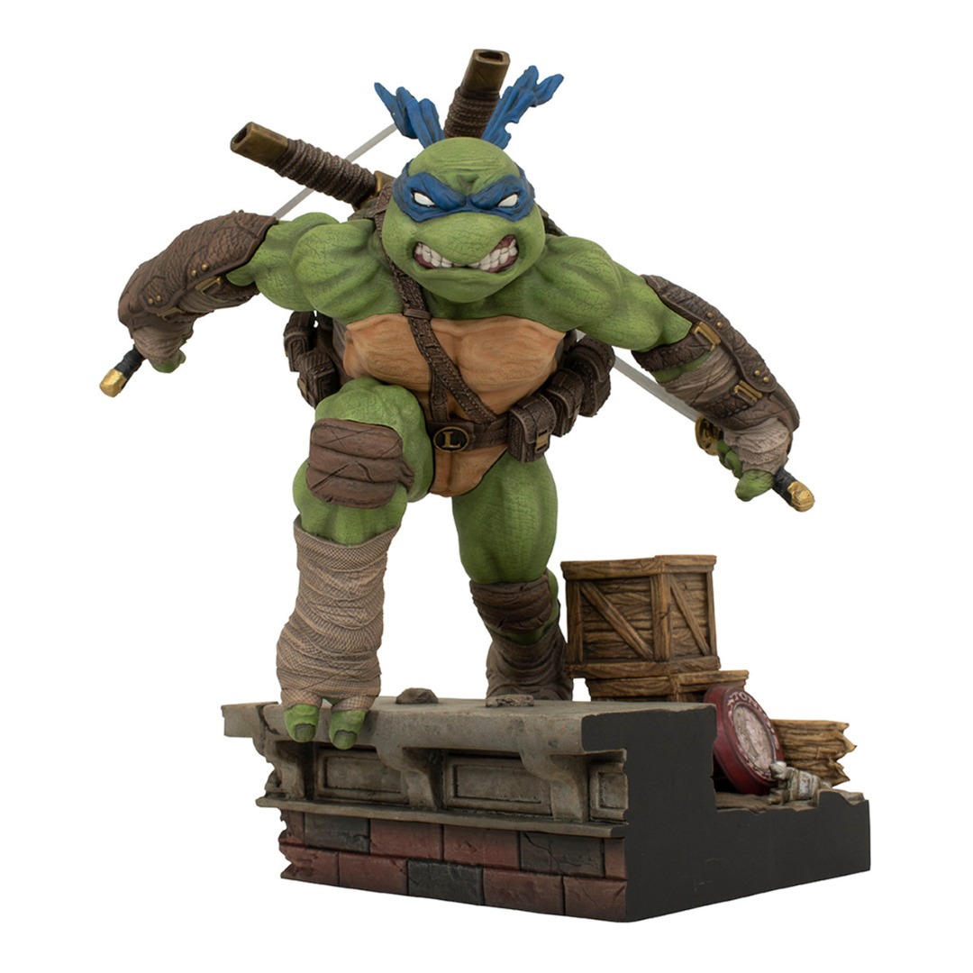 [PO] Diamond Select Teenage Mutant Ninja Turtle Gallery Leonardo Statue ...
