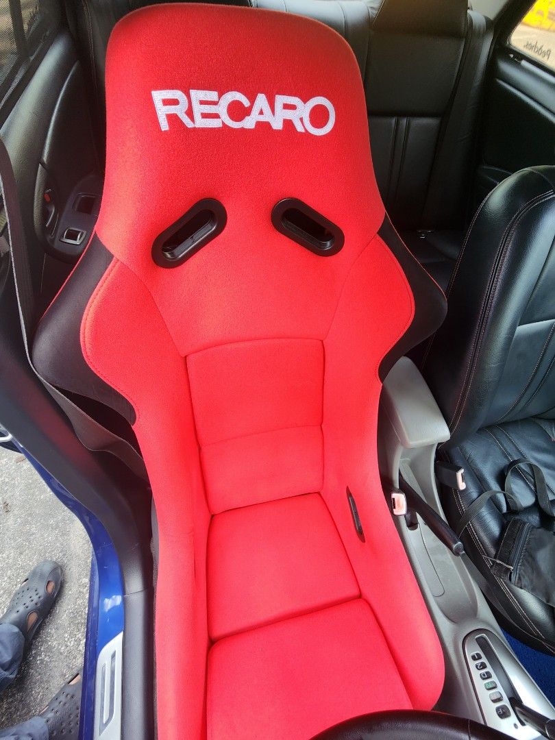 Recaro spg full bucket seat, Car Accessories, Accessories on Carousell