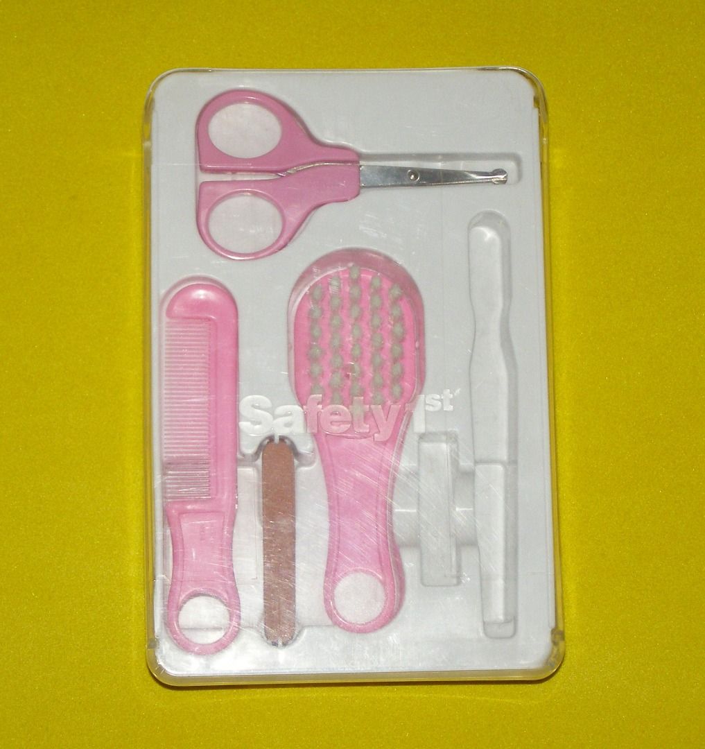 SAFETY 1st Baby Girl Grooming Kit, Babies & Kids, Bathing & Changing ...