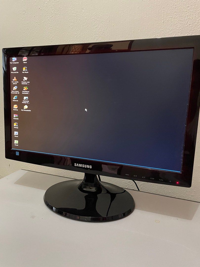 Samsung 20 inch monitor, Computers & Tech, Parts & Accessories, Monitor ...