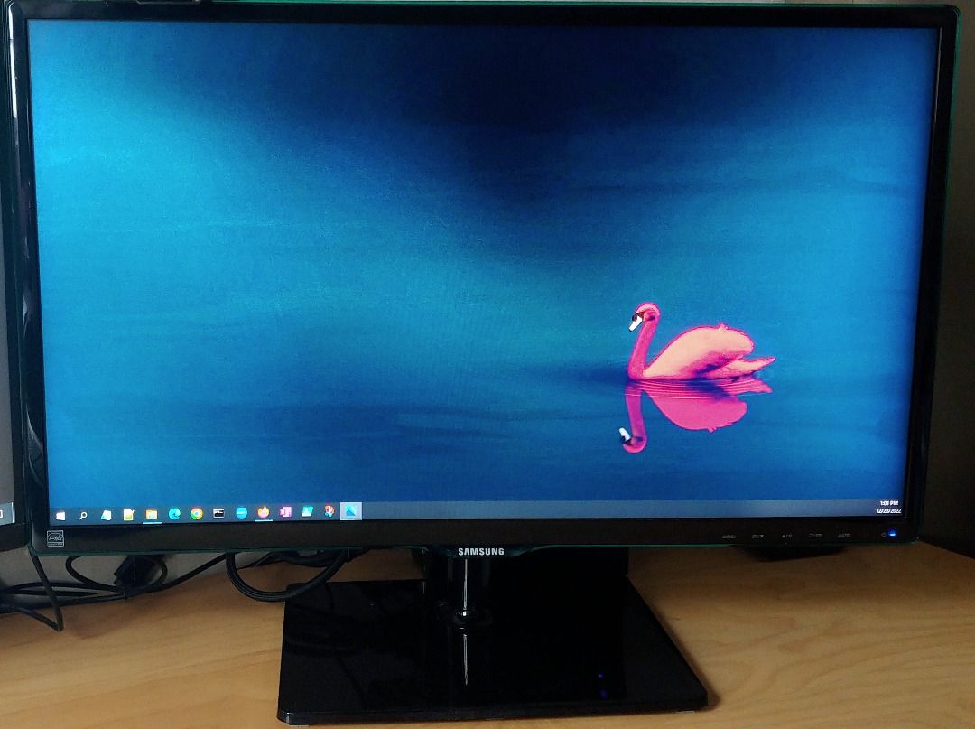 Samsung 24 Inch FHD IPS LED Monitor, Computers & Tech, Parts ...