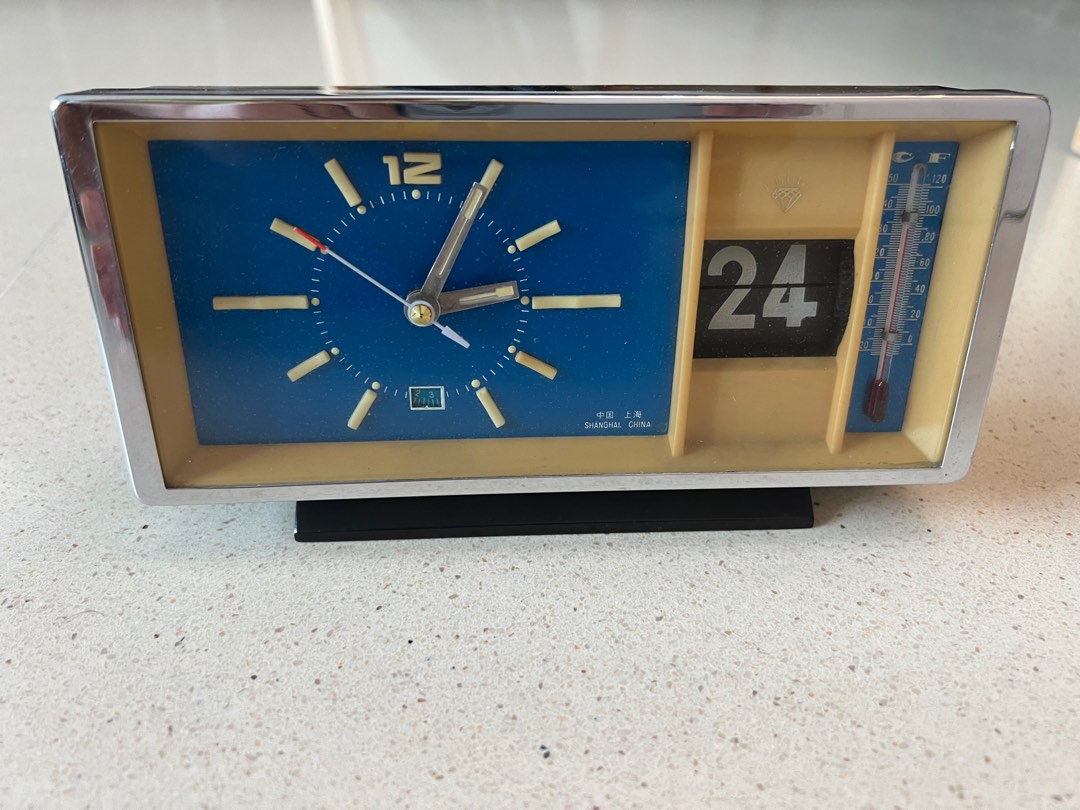 Shanghai China diamond clock, Hobbies & Toys, Memorabilia ...