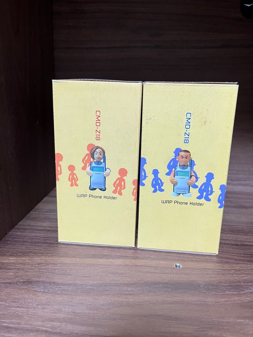 Sony x Michael Lau WeWe, WaWa CMD -Z18 figure phone holder, 興趣及遊戲, 玩具 ...