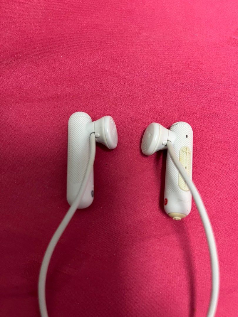Speaker and Sony Earphone, Mobile Phones & Gadgets, Other Gadgets on ...