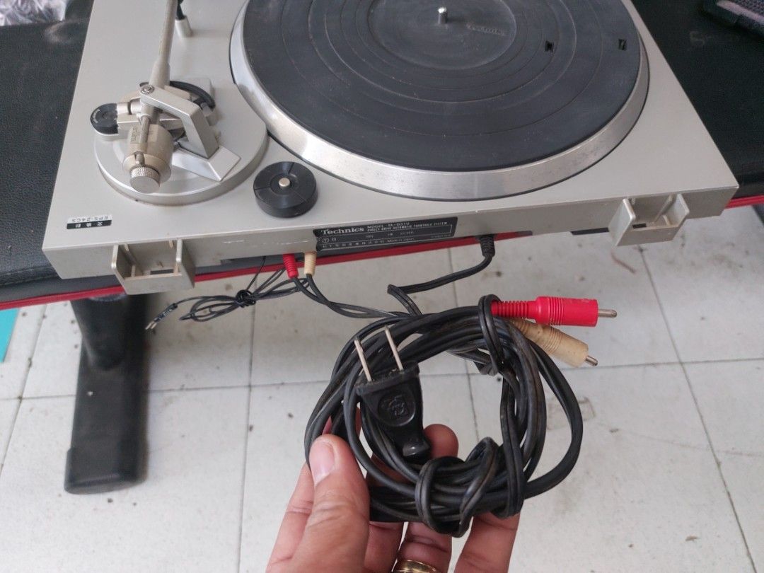 Technics plaka player, Audio, Other Audio Equipment on Carousell