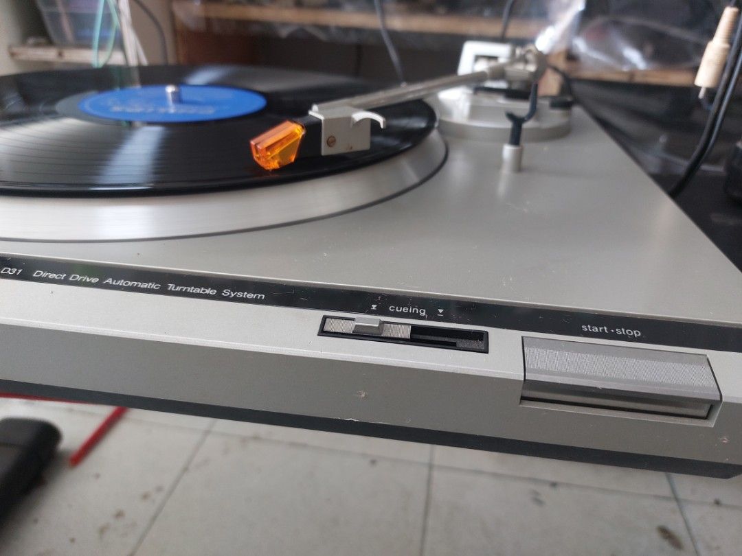 Technics plaka player, Audio, Other Audio Equipment on Carousell