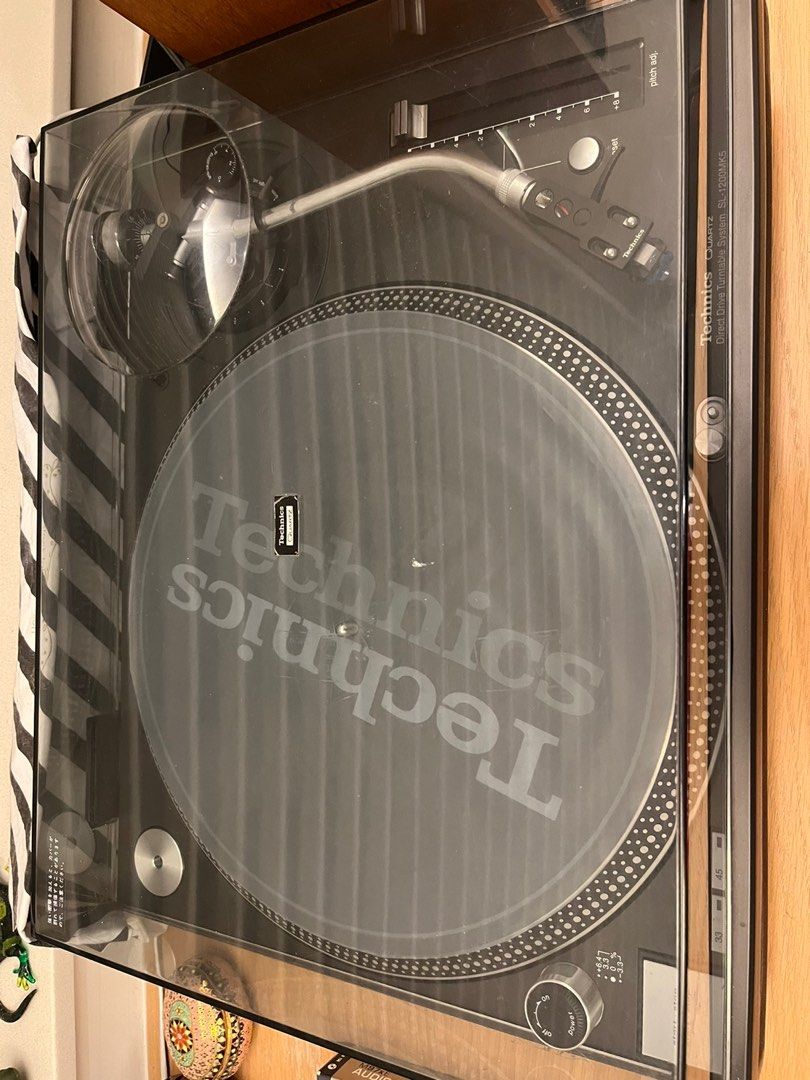 Technics SL-1200 MK5 Professional DJ Turntable, 音響器材, 音樂播放裝置 MP3及CD ...