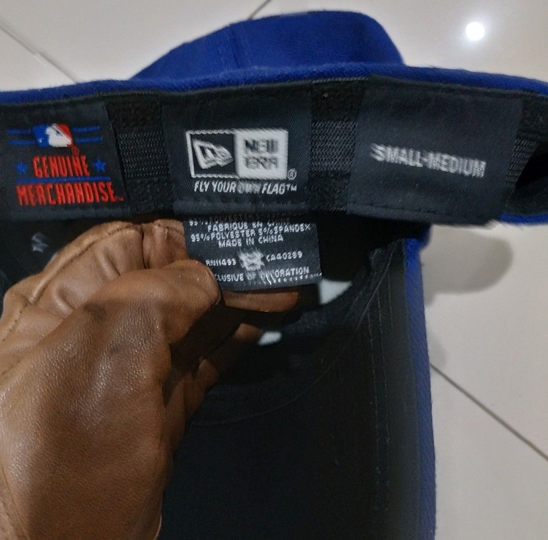 Topi New Era LA Dodgers, Fesyen Pria, Aksesoris, Topi di Carousell