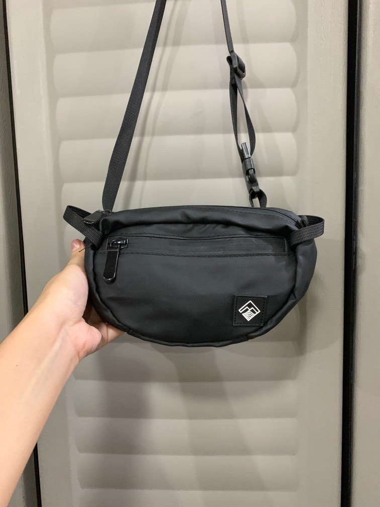 Tropically Made Black Belt Bag, Women's Fashion, Bags & Wallets, Cross ...