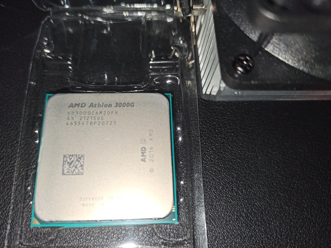 Used AMD Athlon 3000g CPU with cooler., Computers & Tech, Desktops on ...