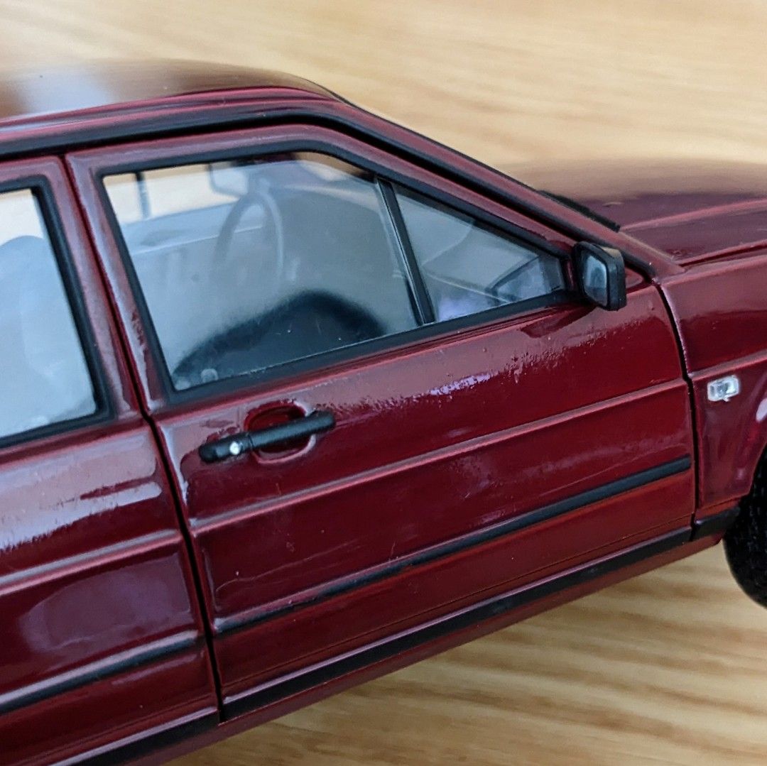 Volkswagen Santana B2 1:18 Diecast Model by Welly, the quintessential ...