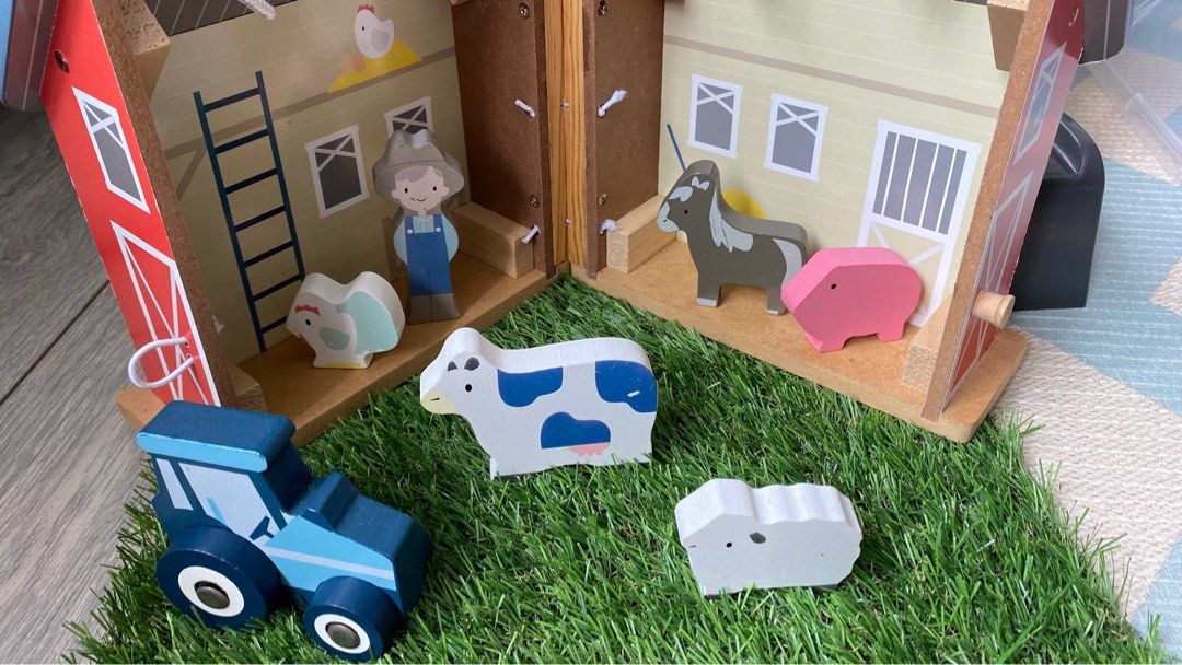 Wooden Farm Set, Hobbies & Toys, Toys & Games on Carousell