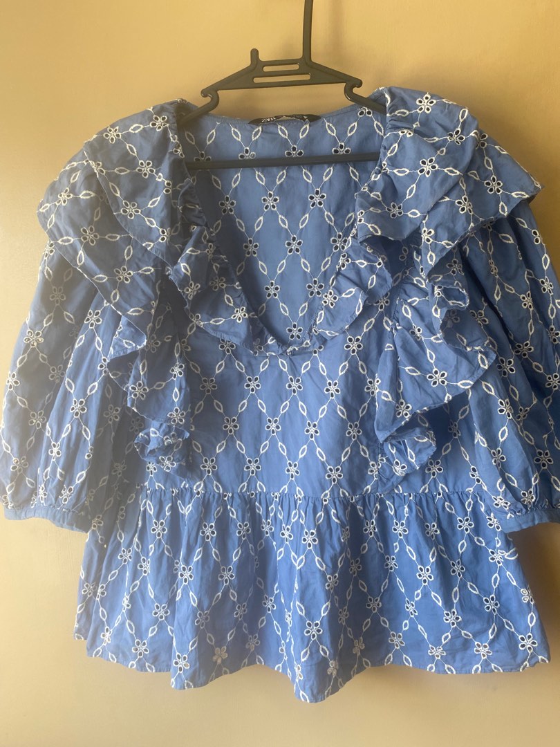 Zara Eyelet Top - Super Nice XL, Women's Fashion, Tops, Blouses on ...