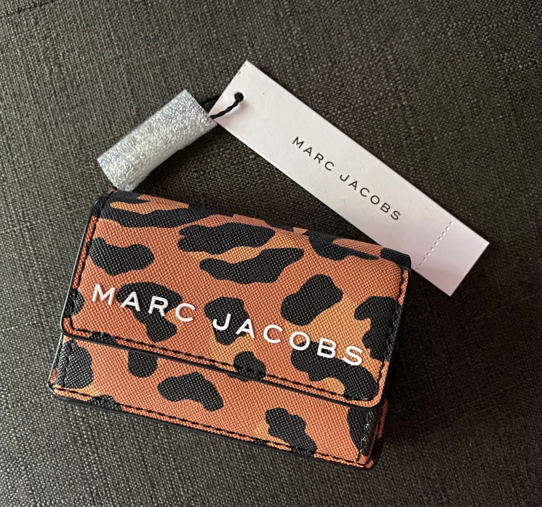 100% Marc Jacobs Mini Trifold Wallet Leopard Print, Women's Fashion ...