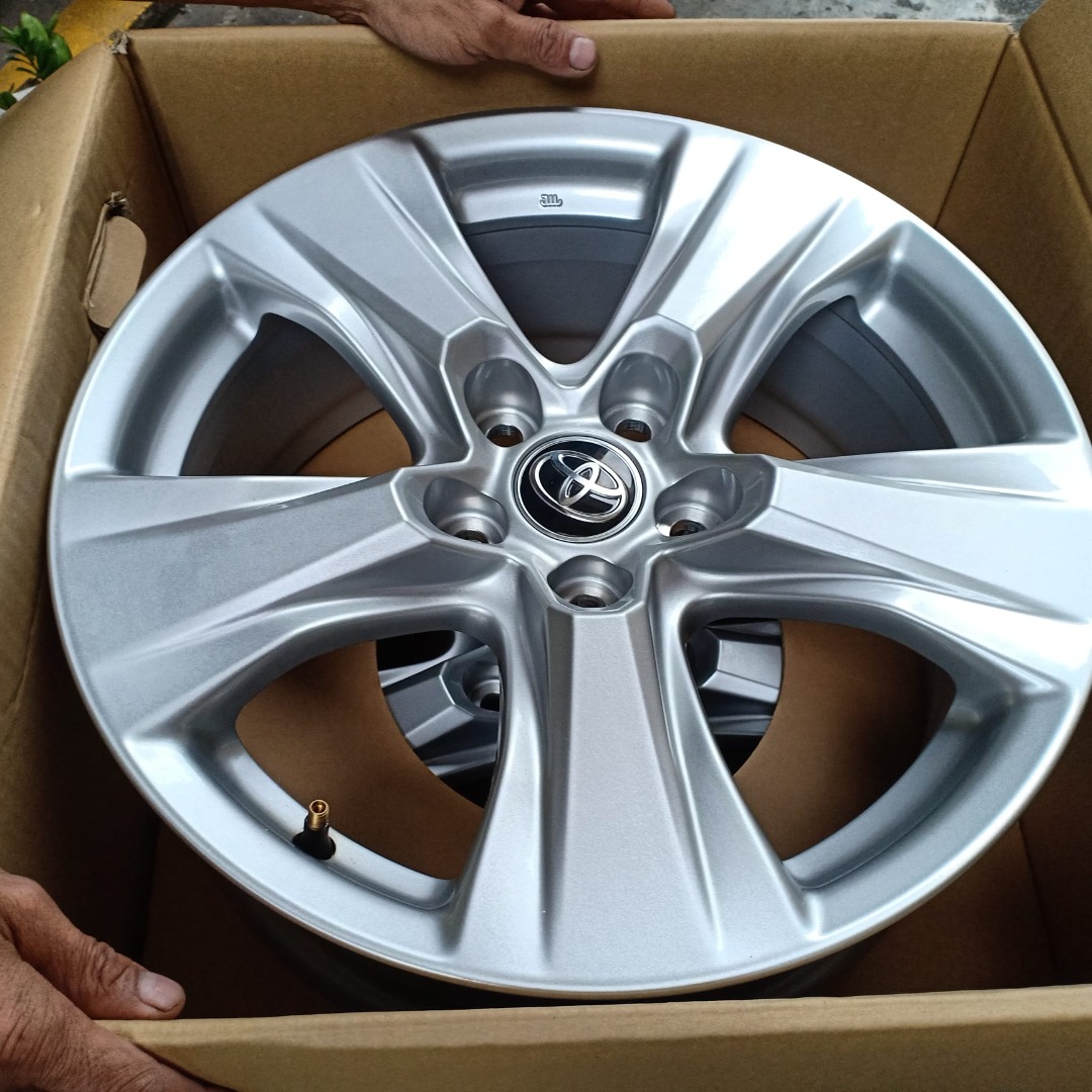 17" Toyota Original rims, Car Accessories, Tyres & Rims on Carousell