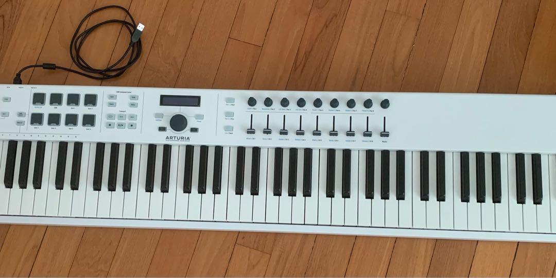 Arturia keylab essential 88 keys ($340, Hobbies & Toys, Music & Media ...