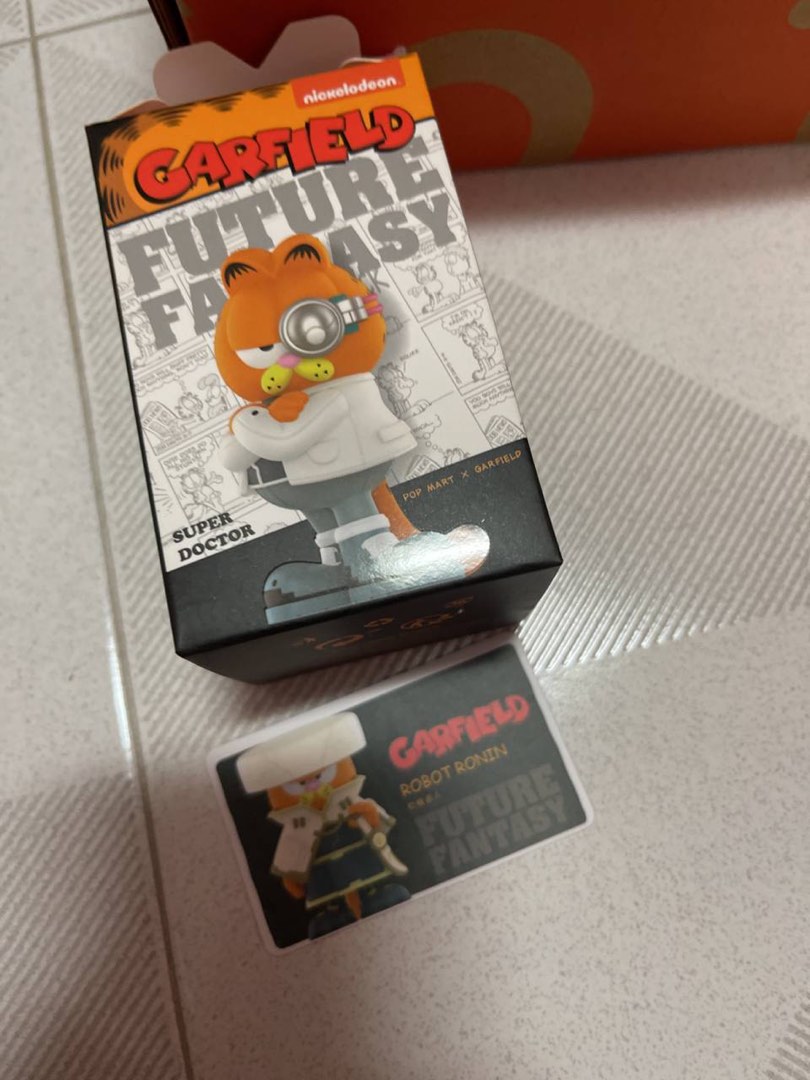 Bnib Garfield Future Fantasy Robot Ronin, Hobbies & Toys, Toys & Games ...