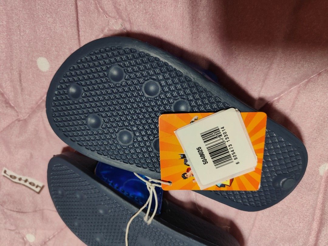 Brand New Justice League Superman Slippers / Sliders, Babies & Kids ...