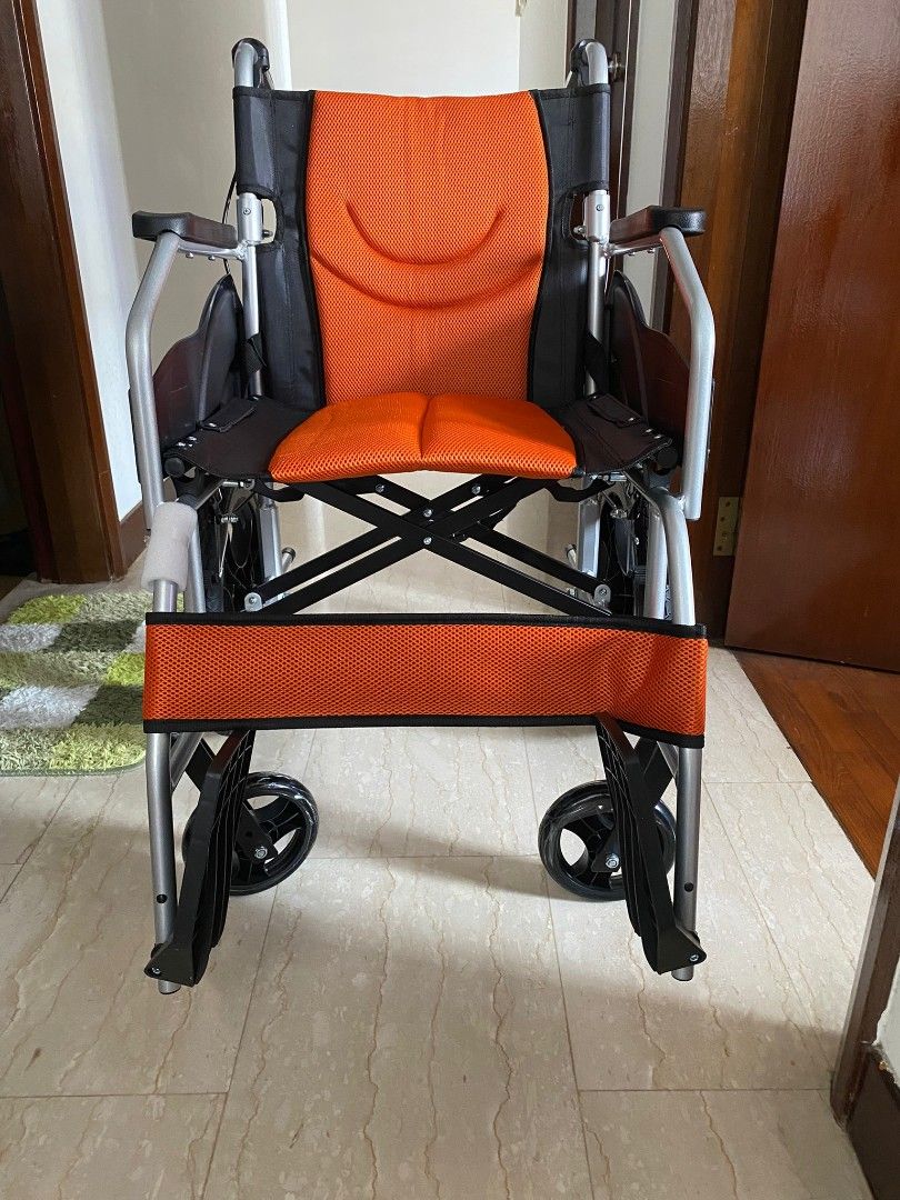 Brand new wheelchair, Health & Nutrition, Assistive & Rehabilatory Aids ...