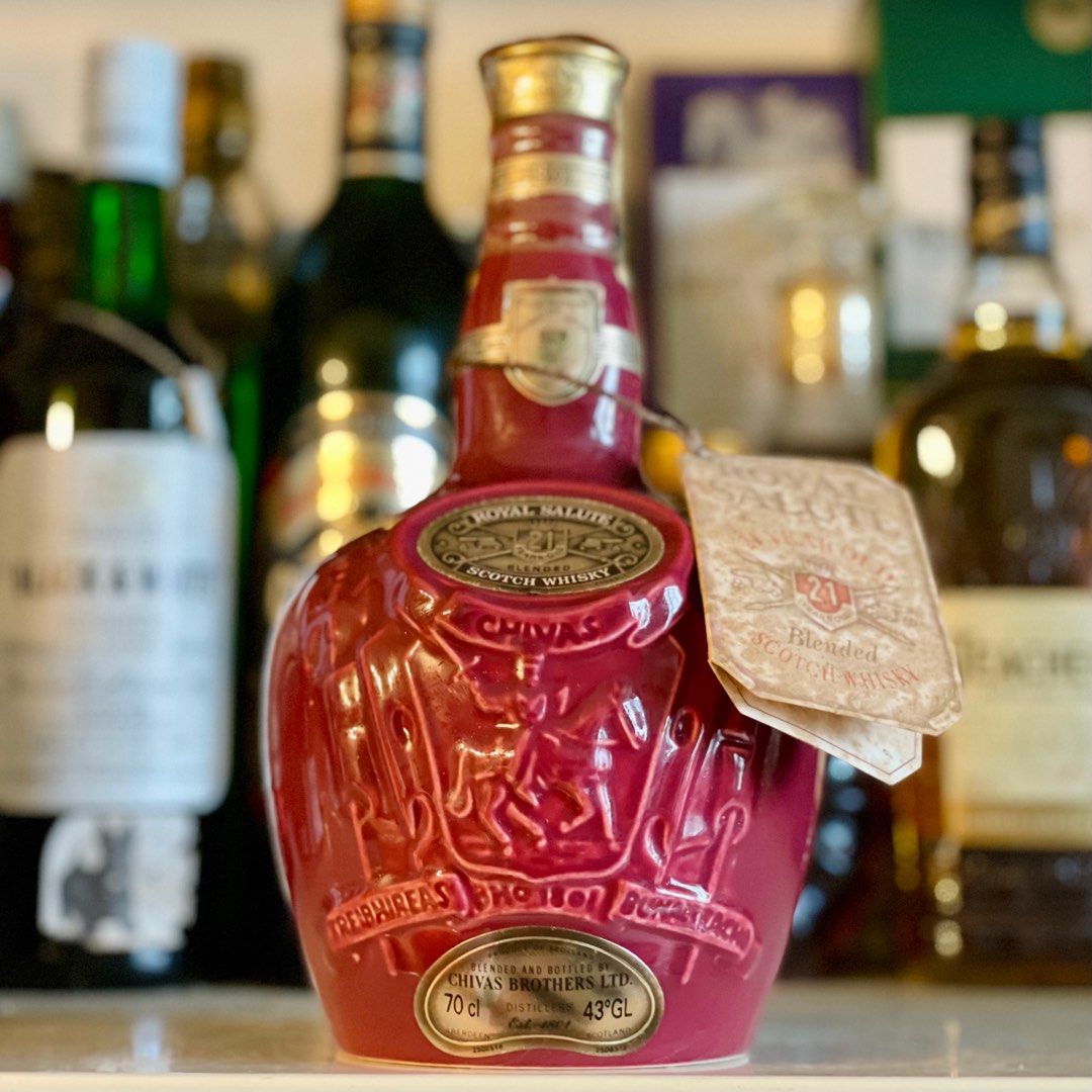Chivas 21 Royal Salute Whisky Whiskey Regal RED RUBY ceramic Flagon no ...