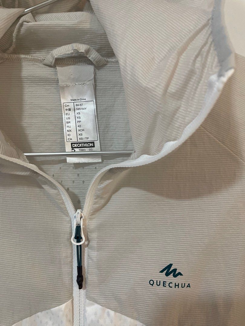 Decathlon Quechua Windbreaker XS, Women's Fashion, Coats, Jackets and Outerwear on Carousell