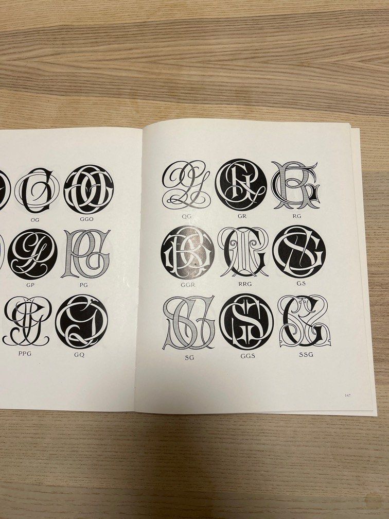 Design 4000 MONOGRAMS, 興趣及遊戲, 書本 & 文具, 雜誌及其他 - Carousell