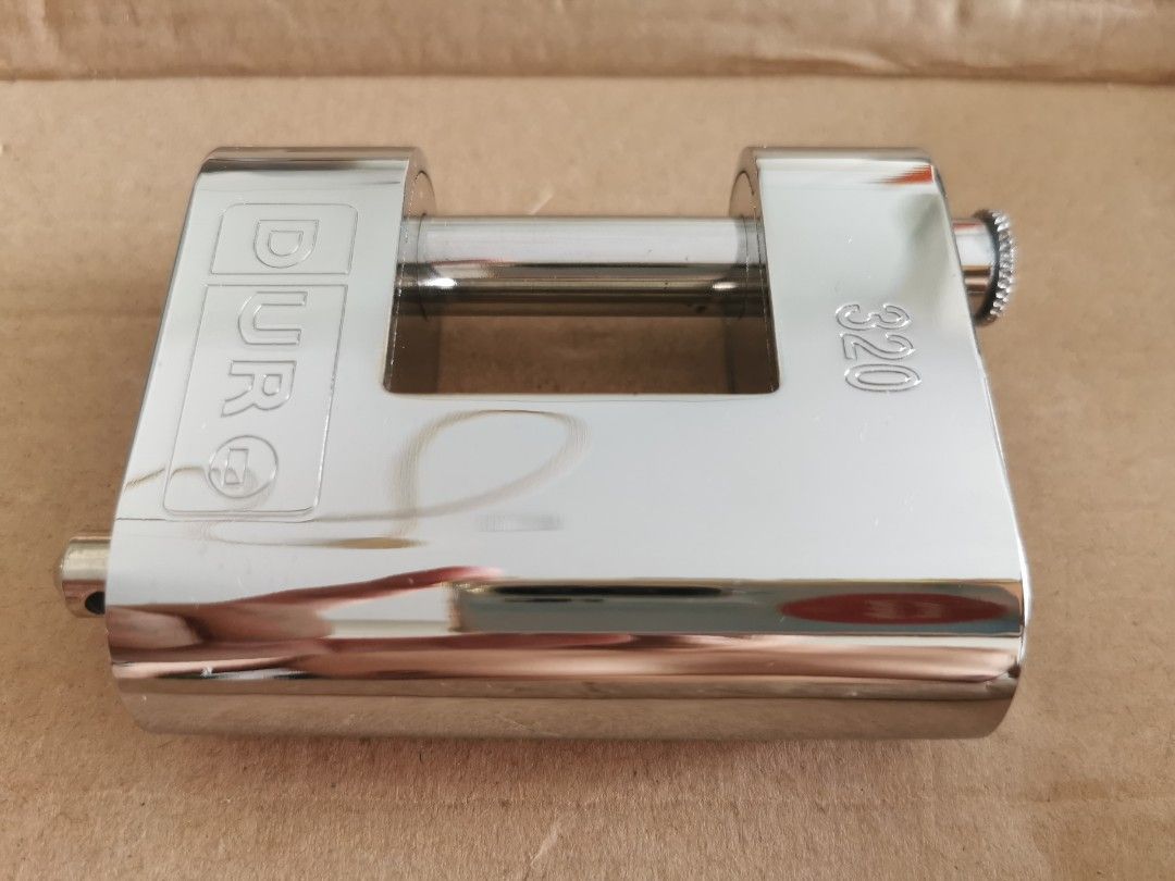 DURO Art. 320 Padlock with 3 keys., Furniture & Home Living, Security ...
