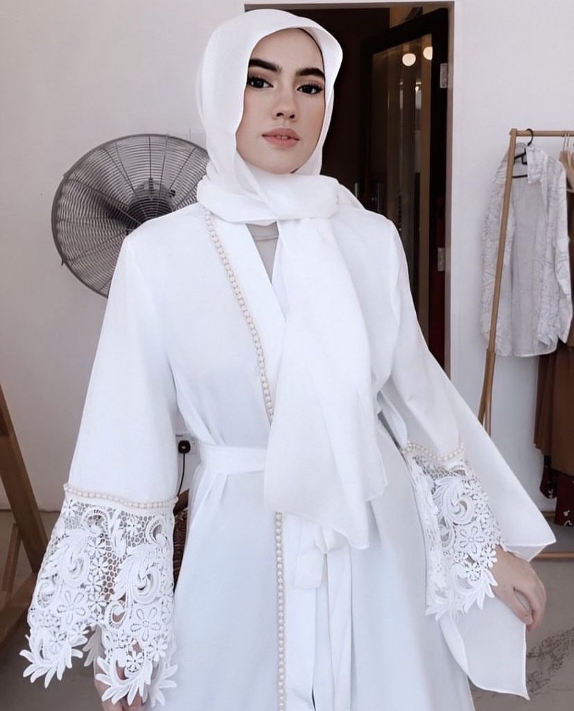 EXCLUSIVE ABAYA, Women's Fashion, Muslimah Fashion, Kaftans & Jubahs on ...