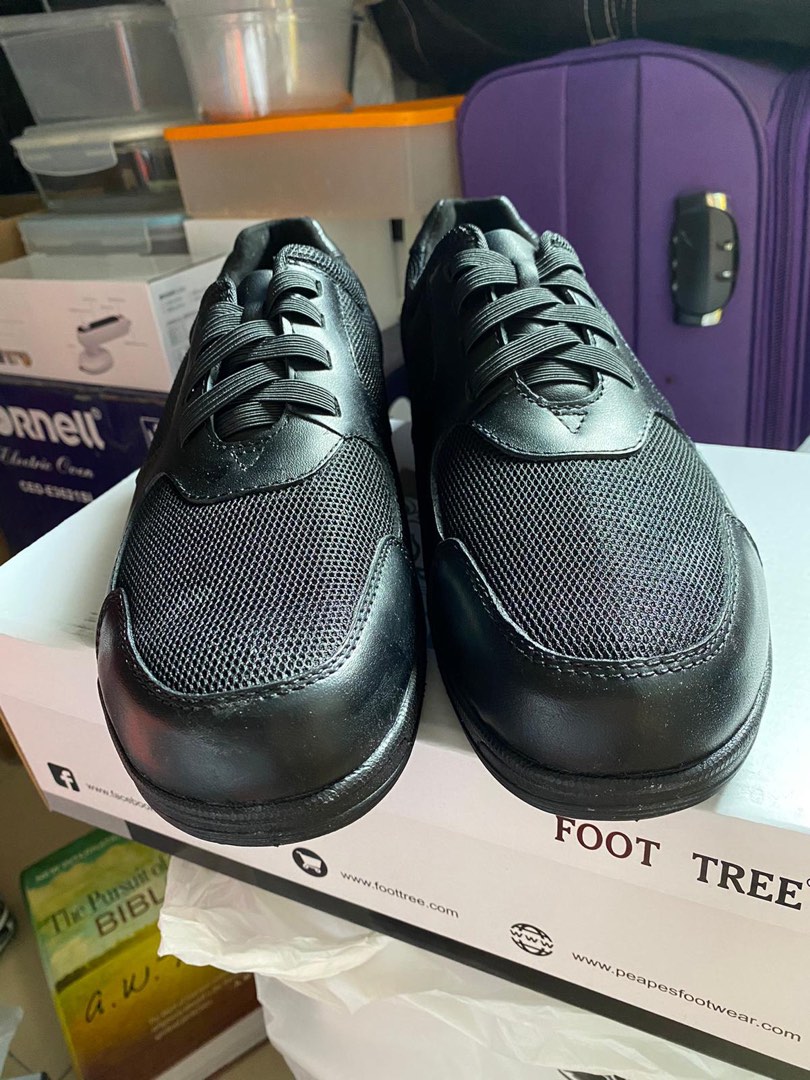 Foot Tree Shoes, Men's Fashion, Footwear, Casual shoes on Carousell