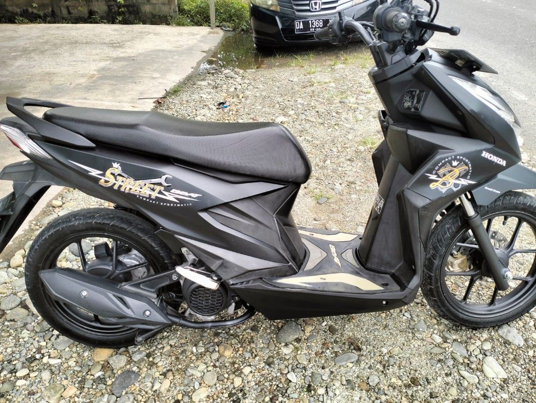 Honda beat street 2020, Motor di Carousell