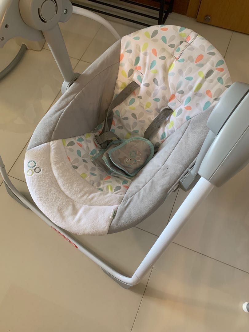 Ingenuity baby rocker swing, Babies & Kids, Infant Playtime on Carousell