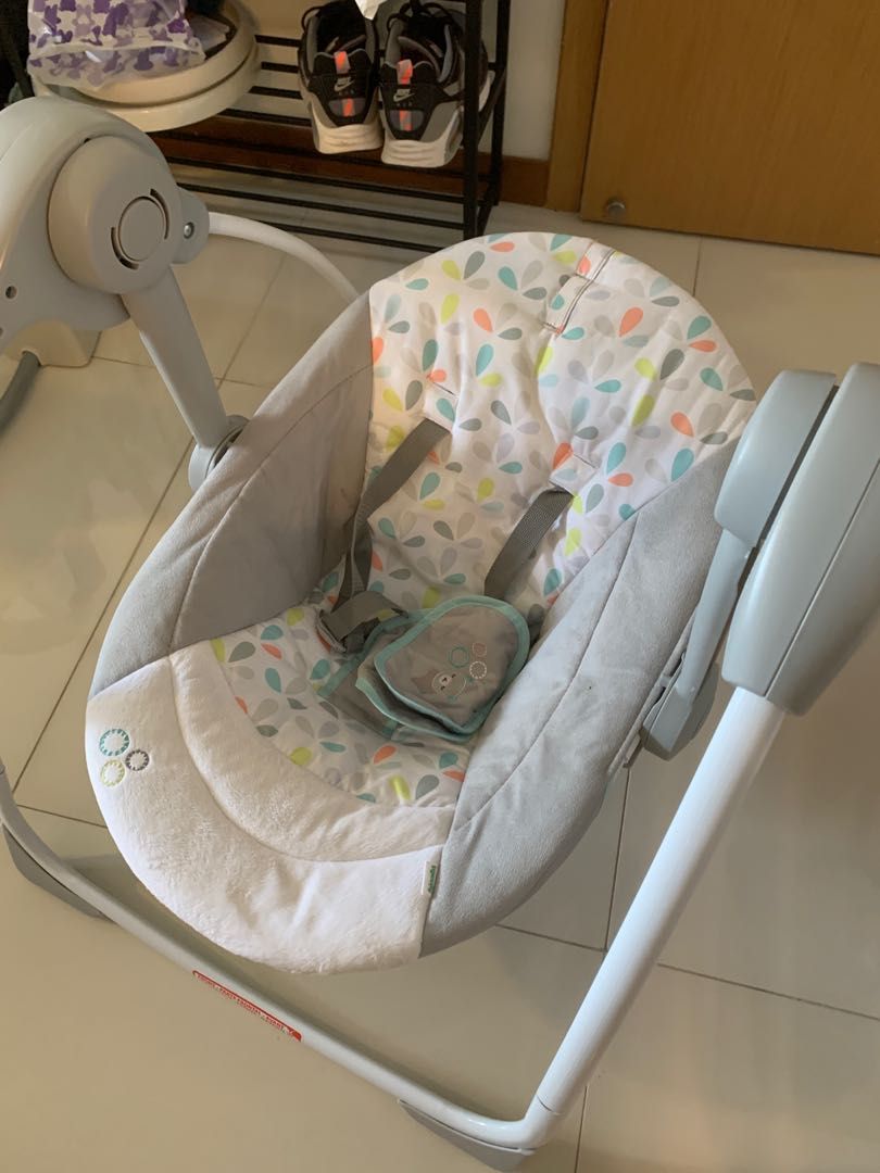Ingenuity baby rocker swing, Babies & Kids, Infant Playtime on Carousell