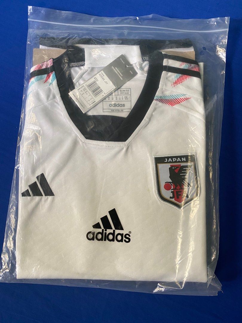 JAPAN AWAY FANS ISSUE, Men's Fashion, Activewear on Carousell