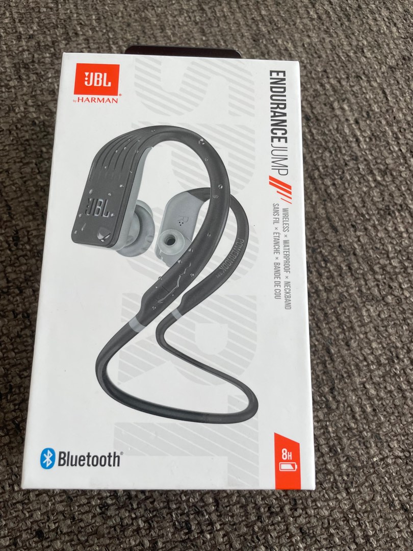 Jbl Endurance Jump Earphones Bluetooth Audio Earphones On Carousell