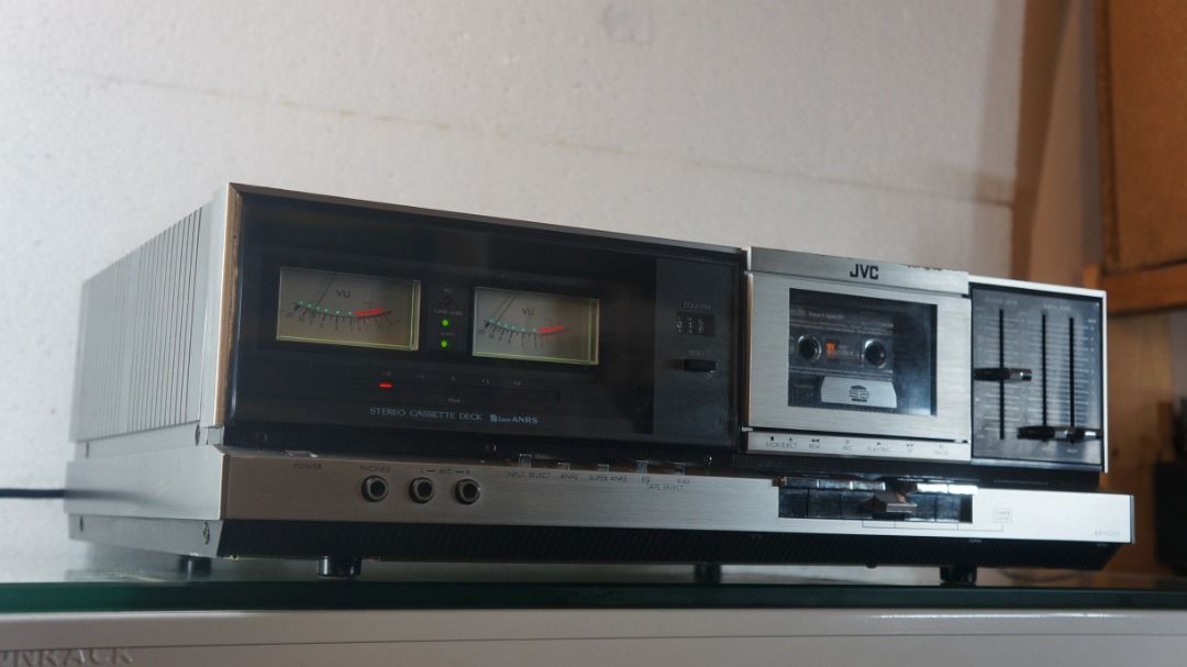 JVC KD-S201 Vintage Stereo Large Cassette Deck, Audio, Other Audio Equipment on Carousell