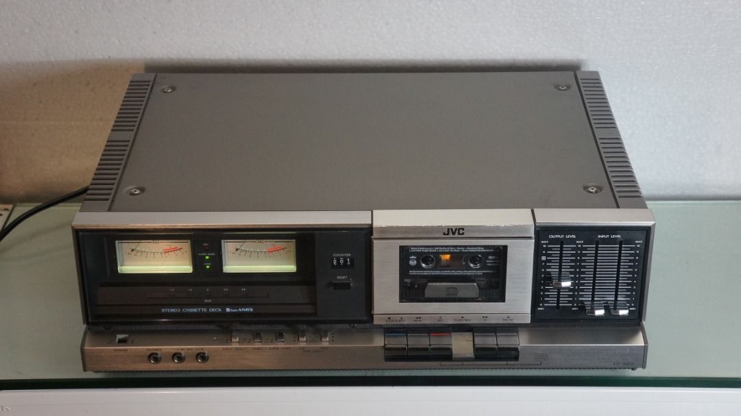 JVC KD-S201 Vintage Stereo Large Cassette Deck, Audio, Other Audio Equipment on Carousell