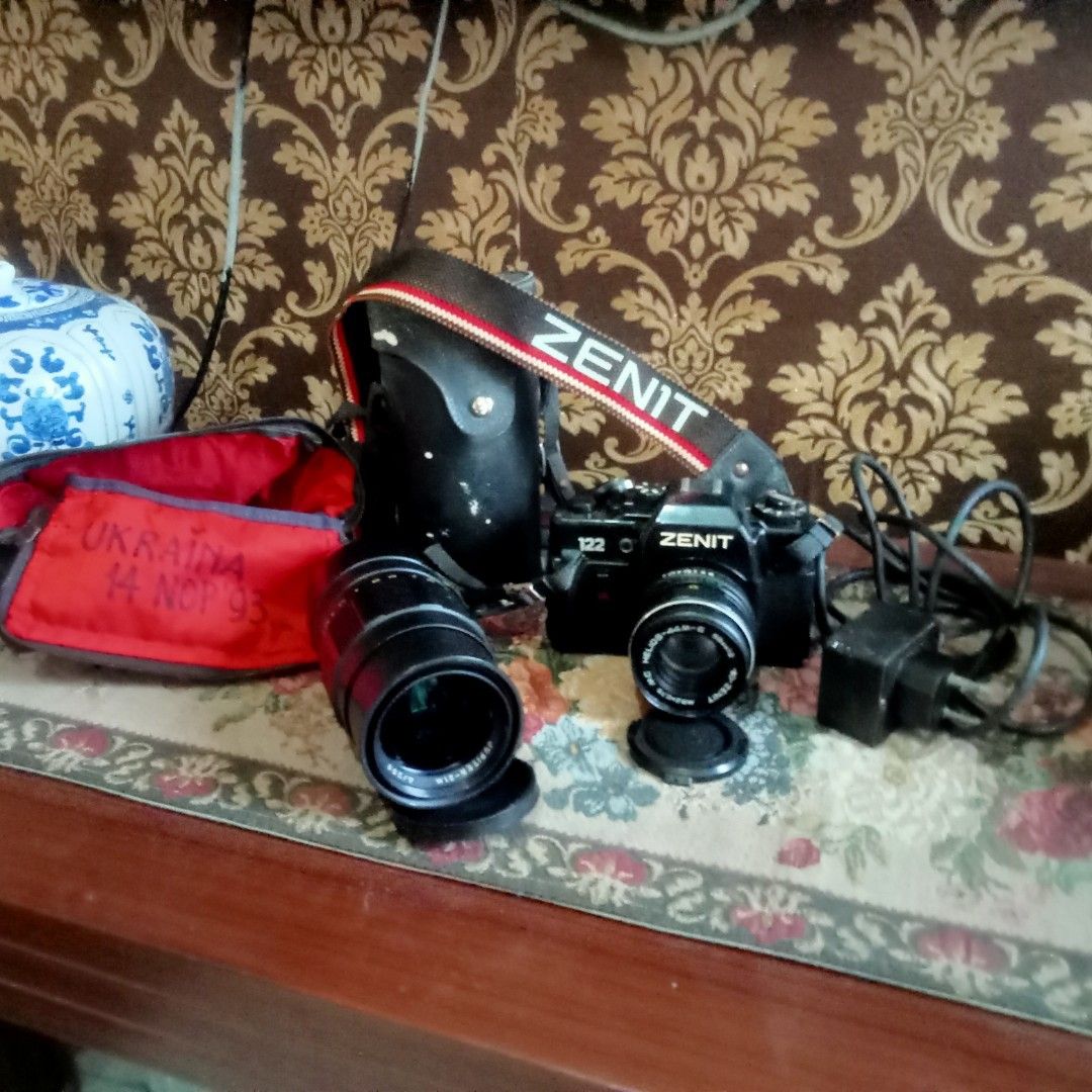 Kamera Zenit 122, Roll Film, Fotografi di Carousell