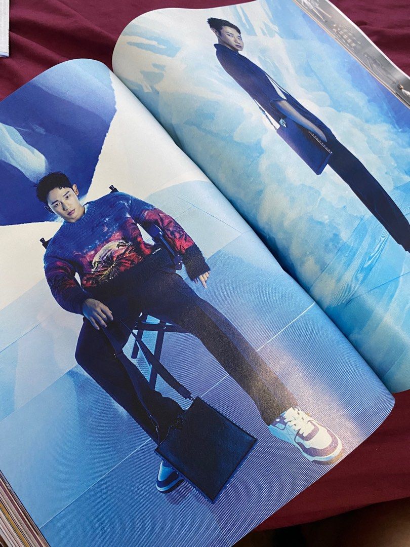 Korean Magazines, Hobbies & Toys, Books & Magazines, Magazines on Carousell