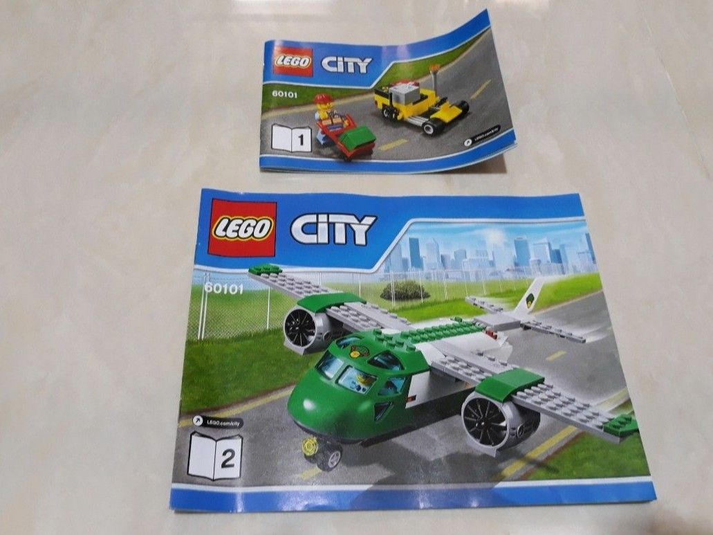 Lego 60128 Police Pursuit & Lego 60101 Airport Cargo Plane, Hobbies ...