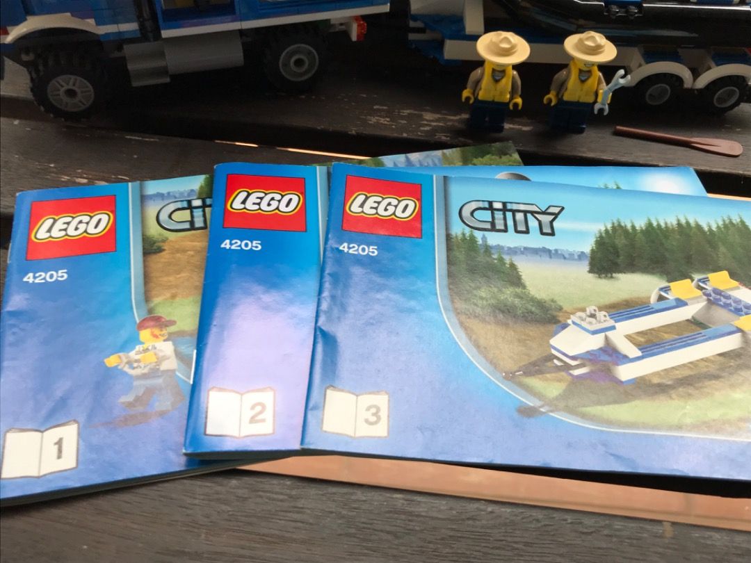 LEGO City Police Off Road Command Centre with Hovercraft 4205, Hobbies ...