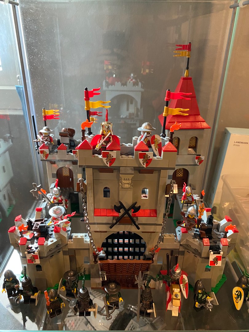 Lego Kings Castle Vintage, Hobbies & Toys, Toys & Games on Carousell
