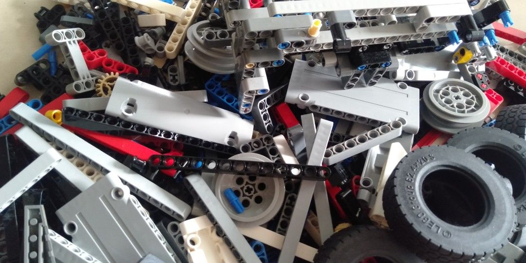 Lego technic bricks, Hobbies & Toys, Toys & Games on Carousell