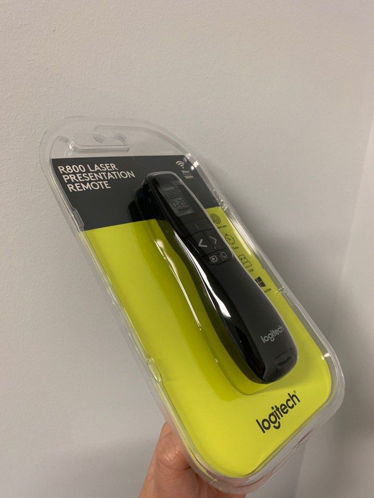 Logitech R800 Laser Presentation Remote, Computers & Tech, Parts ...
