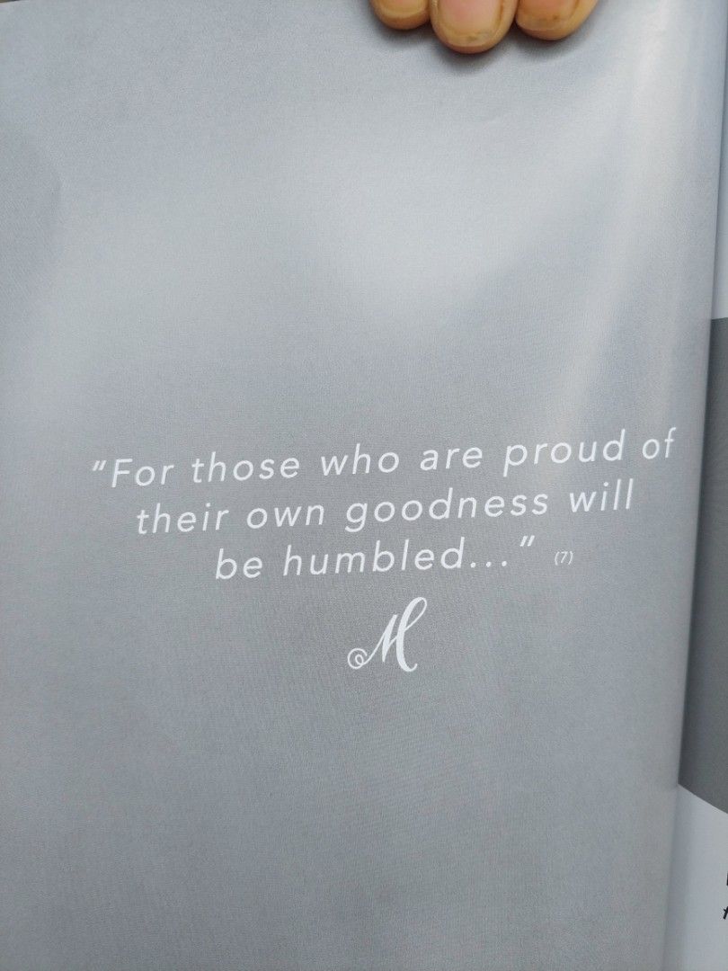 Maricar's book, Hobbies & Toys, Books & Magazines, Magazines on Carousell