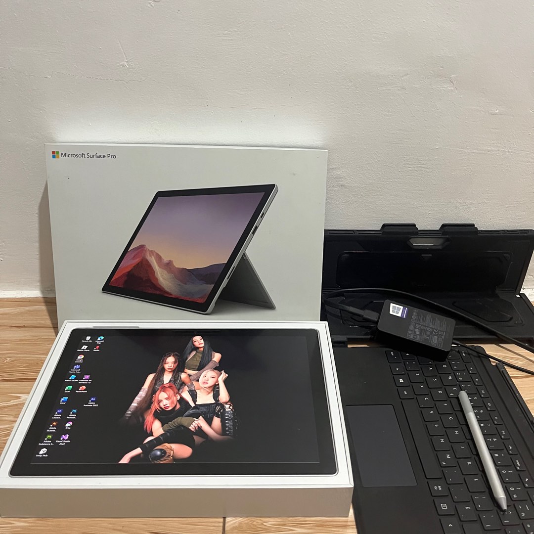 Microsoft Surface Pro 7 i5 (256/8), Computers & Tech, Laptops ...