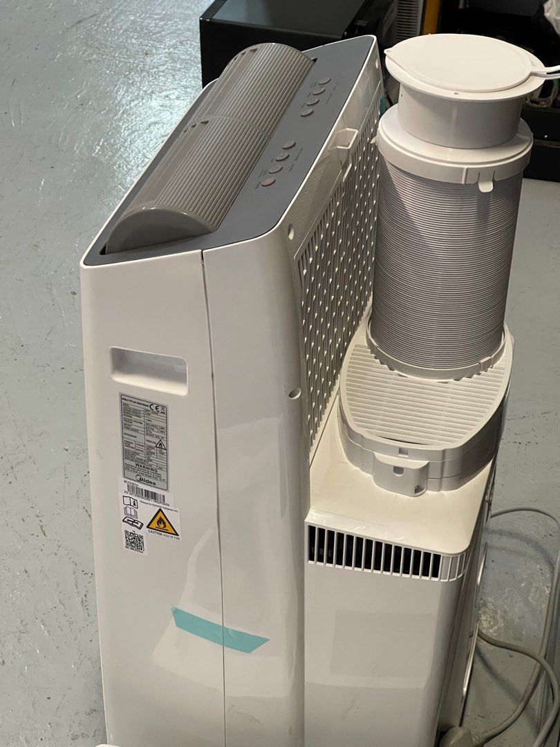 MIDEA MPPT-12CRN7 PORTABLE AIRCON Display Set $450 Delivery add $20, TV ...