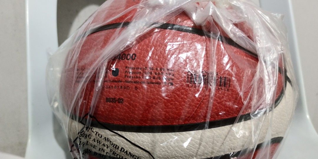 Authentic Molten BG4000 Size 7, Sports Equipment, Sports & Games ...